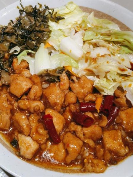 宫爆鸡丁盖饭怎么做_宫爆鸡丁盖饭热量高吗-第3张图片-山城妙识