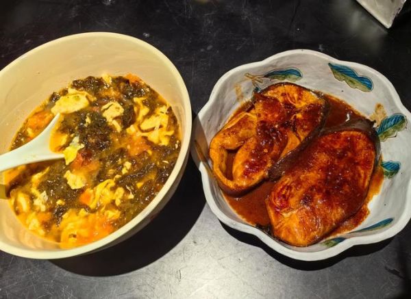 超市冻鳕鱼块怎么做好吃_冻鳕鱼块解冻技巧-第1张图片-山城妙识