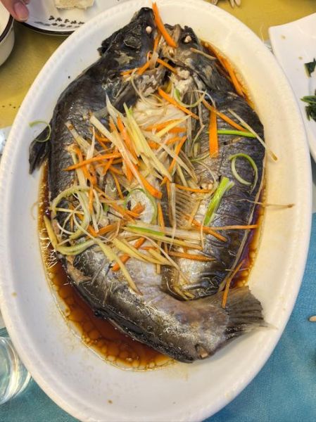 清蒸鱼怎么做才鲜嫩_清蒸鱼做法大全家常-第1张图片-山城妙识 清蒸鱼怎么做才鲜嫩_清蒸鱼做法大全家常-第1张图片-山城妙识