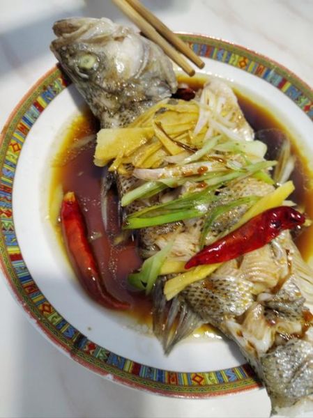 清蒸鱼怎么做才鲜嫩_清蒸鱼做法大全家常-第2张图片-山城妙识 清蒸鱼怎么做才鲜嫩_清蒸鱼做法大全家常-第2张图片-山城妙识