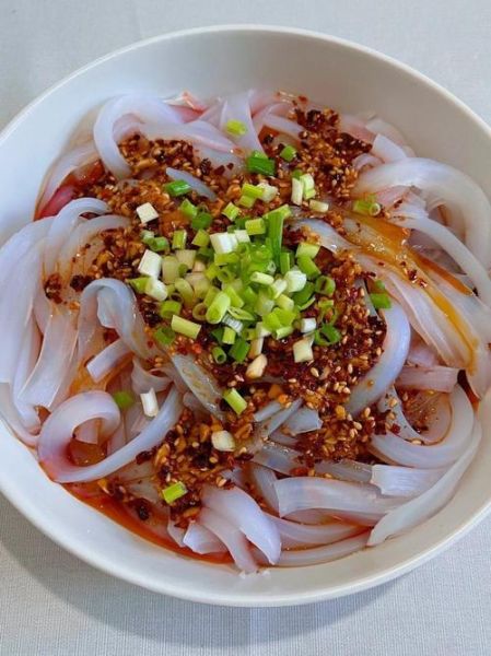 青岛凉粉怎么拌好吃窍门_青岛凉粉调料比例-第3张图片-山城妙识 青岛凉粉怎么拌好吃窍门_青岛凉粉调料比例-第3张图片-山城妙识