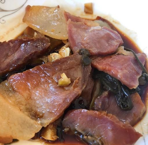 蒸咸肉的家常做法_蒸咸肉要不要先焯水-第1张图片-山城妙识
