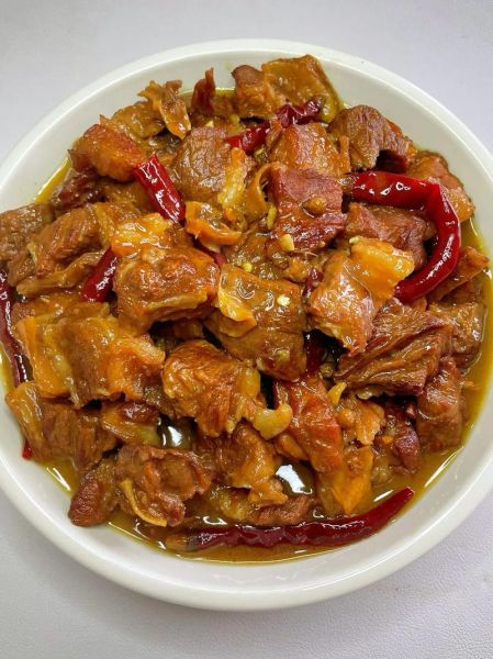 红烧牛肉怎么做好吃_红烧牛肉的做法大全集-第1张图片-山城妙识