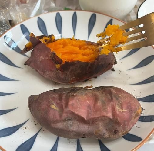 烤地瓜怎么做_烤箱温度和时间多少合适-第3张图片-山城妙识