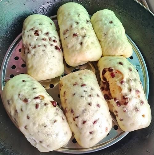 红豆馒头怎么做_红豆馒头蒸多久才松软-第2张图片-山城妙识 红豆馒头怎么做_红豆馒头蒸多久才松软-第2张图片-山城妙识