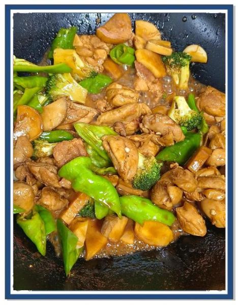 炖鸡肉怎么炖好吃_炖鸡肉需要焯水吗-第3张图片-山城妙识