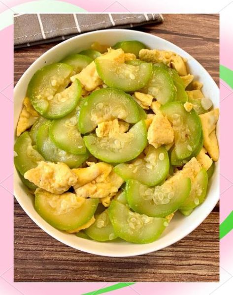 鸡蛋炒西葫芦怎么做_鸡蛋炒西葫芦热量高吗-第1张图片-山城妙识