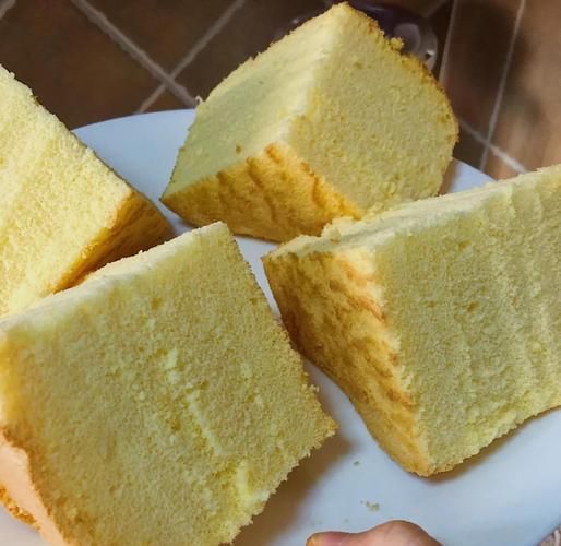 蛋糕不塌陷不回缩的诀窍_为什么戚风出炉就塌腰-第1张图片-山城妙识