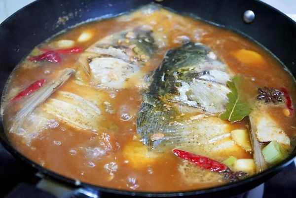 胖头鱼怎么做好吃_胖头鱼的家常做法大全-第2张图片-山城妙识