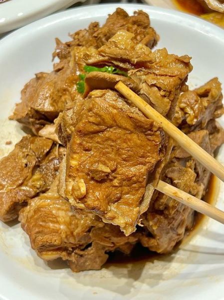 龙骨煲什么汤好喝_龙骨汤怎么煲最营养-第3张图片-山城妙识