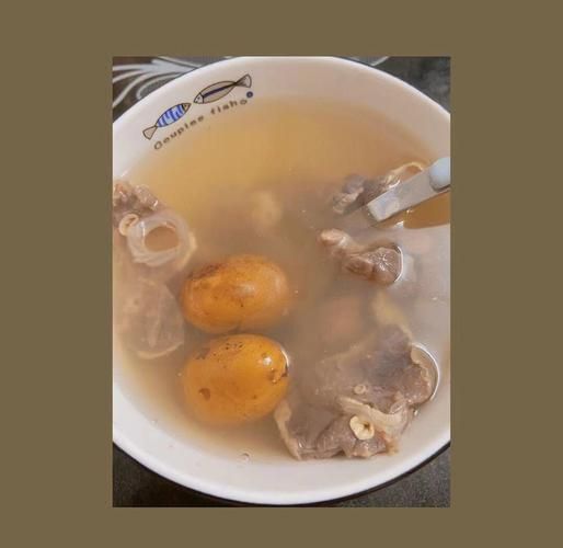 猪肺汤有什么功效_猪肺汤适合什么人喝-第3张图片-山城妙识