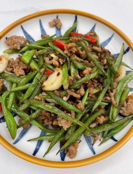 肉炒芸豆丝怎么炒好吃_肉炒芸豆丝用焯水吗-第2张图片-山城妙识 肉炒芸豆丝怎么炒好吃_肉炒芸豆丝用焯水吗-第2张图片-山城妙识