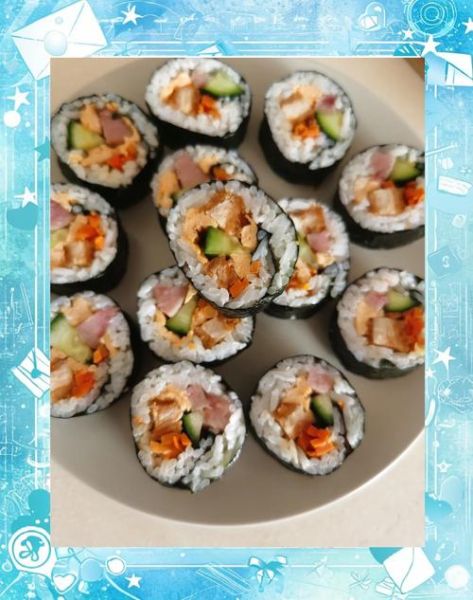 寿司帘怎么卷视频_寿司帘卷法步骤-第2张图片-山城妙识