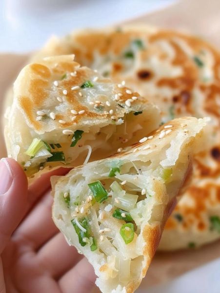 一块葱油饼的热量是多少_减肥能吃吗-第3张图片-山城妙识