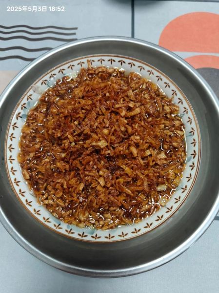 红葱酥怎么炸才酥脆_红葱酥做法窍门-第1张图片-山城妙识