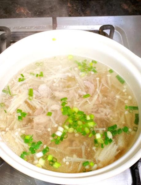 金针菇烧汤怎么做好喝_金针菇汤的做法窍门-第1张图片-山城妙识