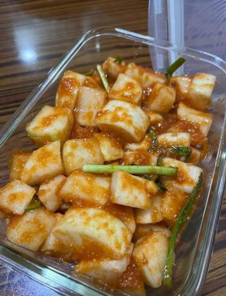 韩国萝卜泡菜怎么做_萝卜泡菜腌制多久能吃-第2张图片-山城妙识 韩国萝卜泡菜怎么做_萝卜泡菜腌制多久能吃-第2张图片-山城妙识