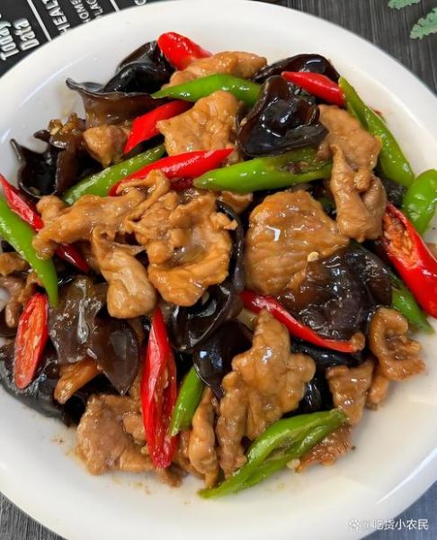 黑木耳炒肉怎么做_黑木耳炒肉的营养价值-第1张图片-山城妙识