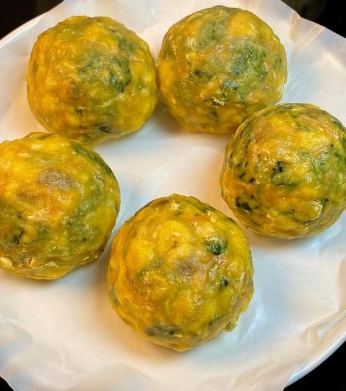 绿叶蔬菜丸子怎么做_蔬菜丸子不松散秘诀-第2张图片-山城妙识