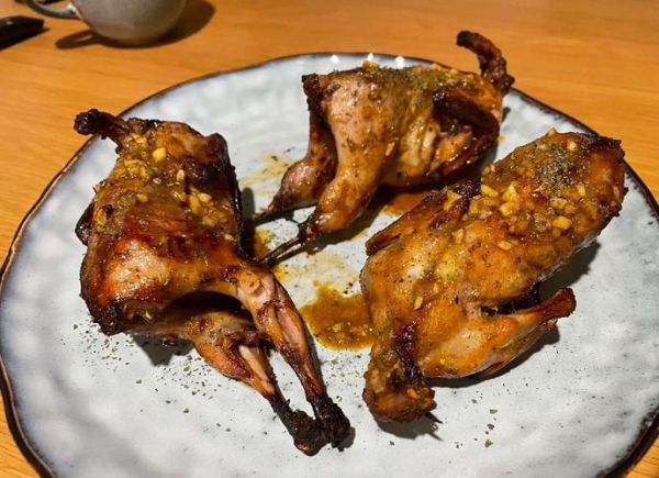 烤鹌鹑的做法_如何烤出皮脆肉嫩-第2张图片-山城妙识