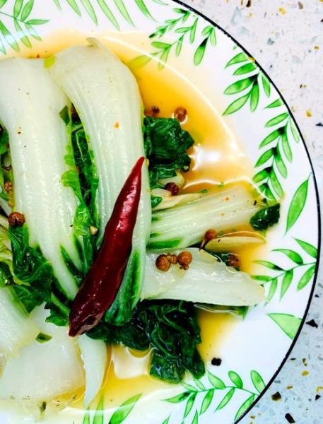 小油菜怎么凉拌好吃_小油菜凉拌要不要焯水-第1张图片-山城妙识 小油菜怎么凉拌好吃_小油菜凉拌要不要焯水-第1张图片-山城妙识