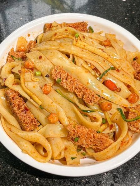 凉皮怎么做劲道_凉皮不劲道的原因-第2张图片-山城妙识