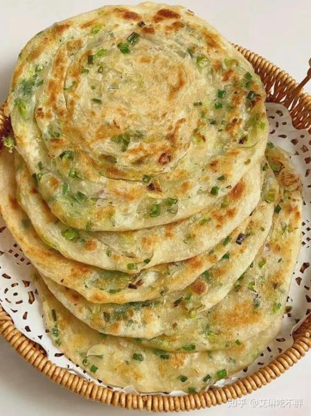 葱油饼的家常做法_电饼铛怎么做好吃-第1张图片-山城妙识