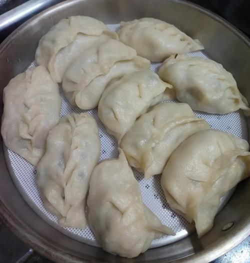 角瓜鸡蛋饺子怎么调馅_角瓜鸡蛋饺子馅做法-第3张图片-山城妙识