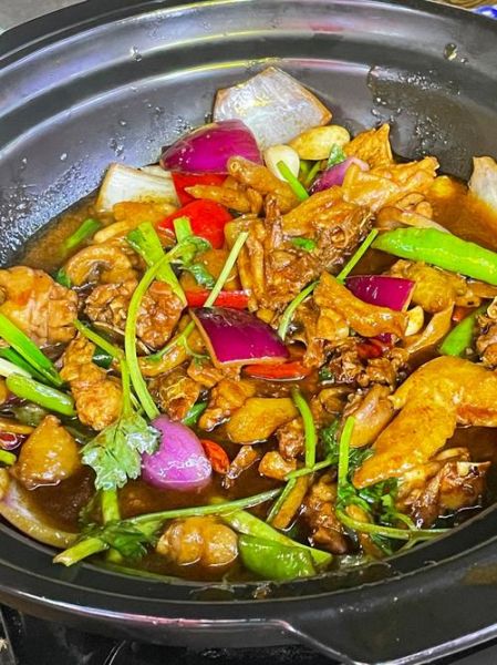 怎么炖鸡肉好吃_炖鸡肉需要焯水吗-第1张图片-山城妙识 怎么炖鸡肉好吃_炖鸡肉需要焯水吗-第1张图片-山城妙识