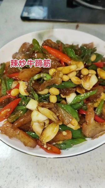 牛蹄筋的功效与作用_牛蹄筋怎么吃最补-第2张图片-山城妙识