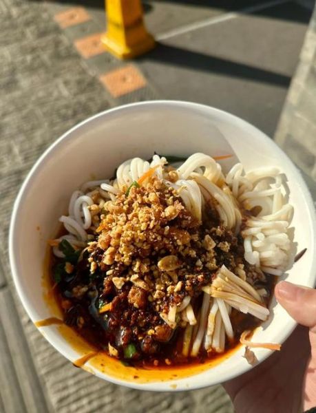 凉米线怎么做_凉米线配方比例-第2张图片-山城妙识 凉米线怎么做_凉米线配方比例-第2张图片-山城妙识