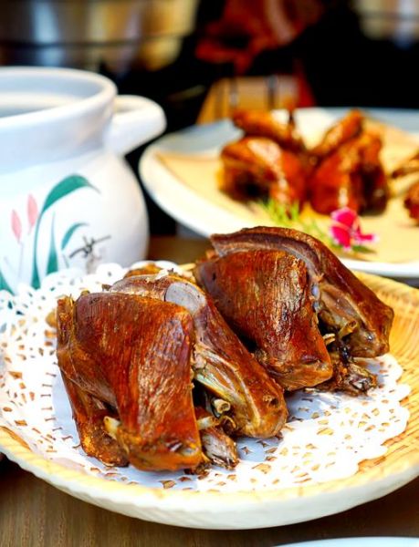 家常炒鸽子怎么做_炒鸽子肉嫩滑不柴的秘诀-第1张图片-山城妙识 家常炒鸽子怎么做_炒鸽子肉嫩滑不柴的秘诀-第1张图片-山城妙识