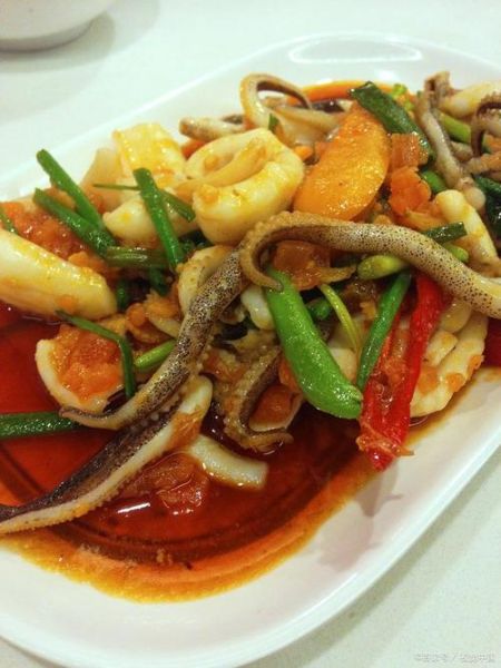 大鱿鱼须怎么切_大鱿鱼须切花刀技巧-第3张图片-山城妙识