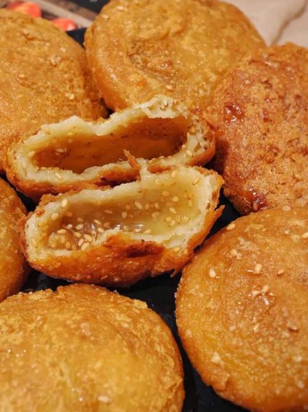 炸糖糕怎么做又软又好吃_炸糖糕不硬不回缩的秘诀-第3张图片-山城妙识