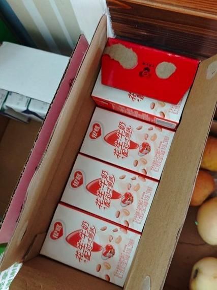银鹭花生牛奶保质期多久_过期还能喝吗-第1张图片-山城妙识