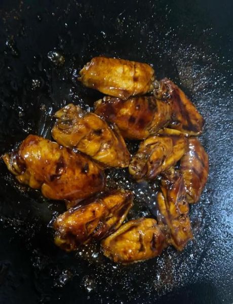 可乐鸡翅怎么烧才好吃_可乐鸡翅入味秘诀-第1张图片-山城妙识 可乐鸡翅怎么烧才好吃_可乐鸡翅入味秘诀-第1张图片-山城妙识