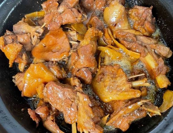 怎样炖鸭肉好吃又简单_鸭肉怎么炖不腥又嫩-第2张图片-山城妙识