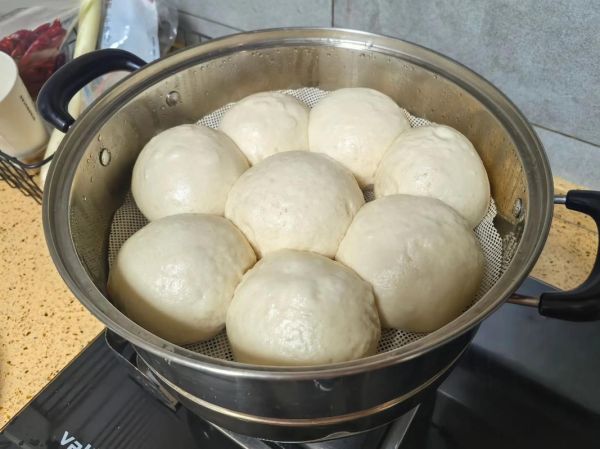 家庭包子馒头简单做法_新手一次成功-第1张图片-山城妙识 家庭包子馒头简单做法_新手一次成功-第1张图片-山城妙识