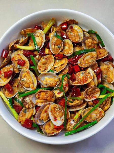 花甲炒什么配菜好吃_花甲炒什么配菜最经典-第1张图片-山城妙识