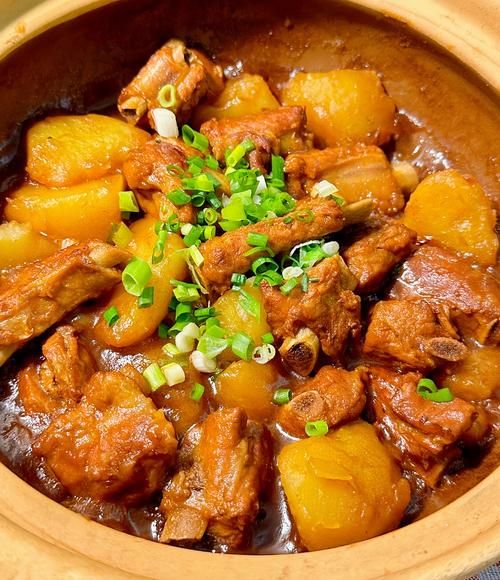 土豆排骨汤怎么做_家常土豆排骨汤简单做法-第1张图片-山城妙识