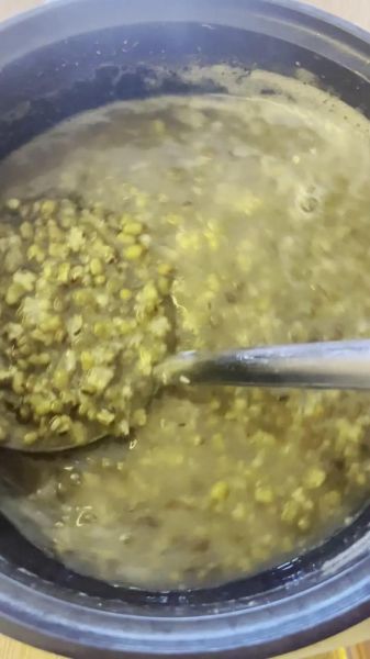 绿豆泡一晚上_绿豆泡一晚上第二天还能吃吗-第1张图片-山城妙识