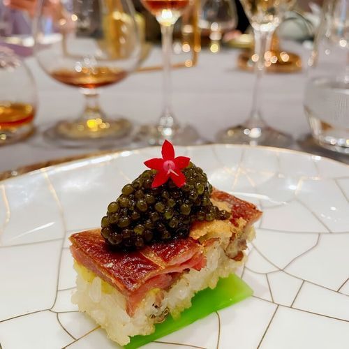 鲟鱼子酱怎么吃_鲟鱼子酱价格为什么那么贵-第2张图片-山城妙识