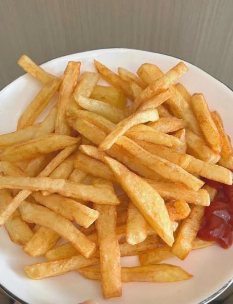 炸薯条怎么做才脆_炸薯条为什么要先泡水-第1张图片-山城妙识 炸薯条怎么做才脆_炸薯条为什么要先泡水-第1张图片-山城妙识