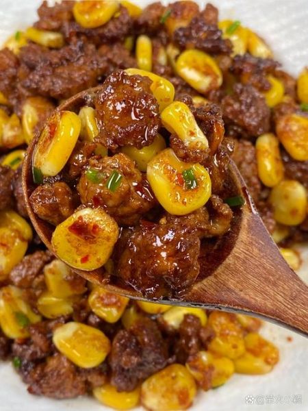 玉米炒肉末怎么做好吃_玉米炒肉末的家常做法-第3张图片-山城妙识