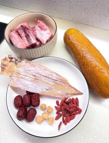 老黄瓜汤怎么做好喝_老黄瓜汤做法视频教程-第1张图片-山城妙识