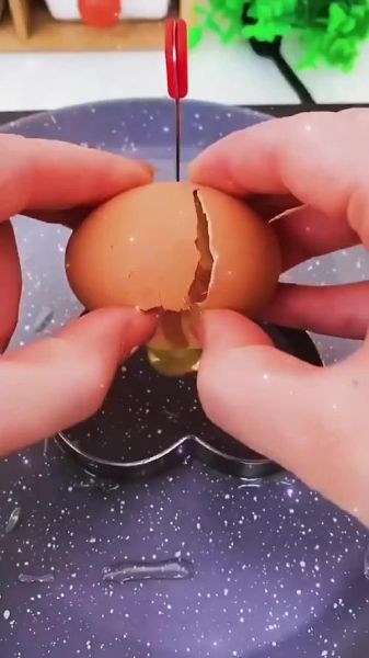 煎蛋网图片怎么保存_煎蛋网图片下载方法-第1张图片-山城妙识