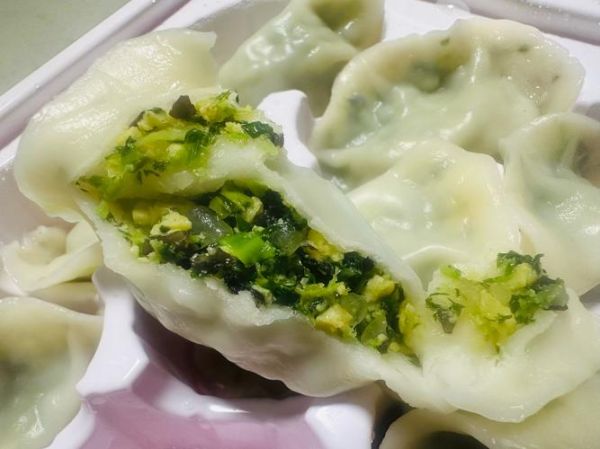 素馅饺子什么馅好吃_哪些素馅饺子最受欢迎-第3张图片-山城妙识