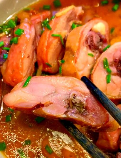 红烧腊鸡腿怎么做_腊鸡腿红烧要焯水吗-第1张图片-山城妙识