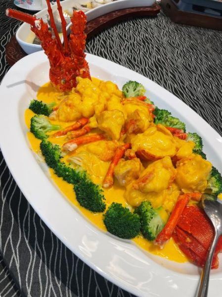 澳洲龙虾怎么做最好吃_清蒸还是蒜蓉-第2张图片-山城妙识