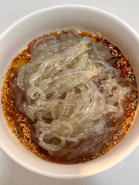 酸辣粉怎么做家庭做法_酸辣粉家庭版调料怎么配-第2张图片-山城妙识